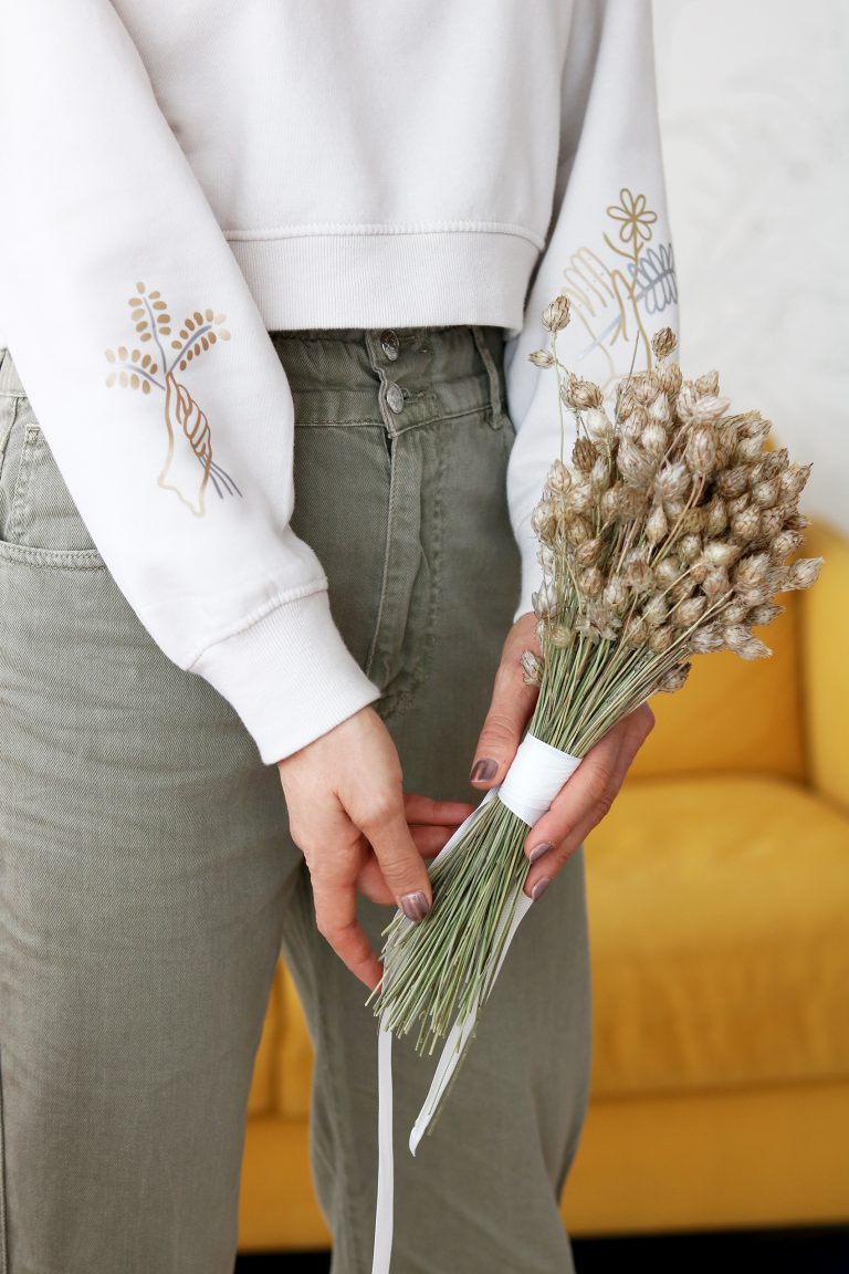 DIY sweat personnalisé | Influenceuse DIY Lyon - Artlex